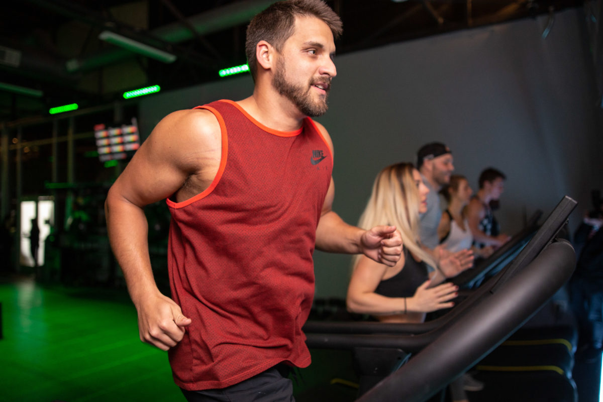 IN10CT HEALTH RUNNER MANUAL TREADMILL – CardioGym Fitness